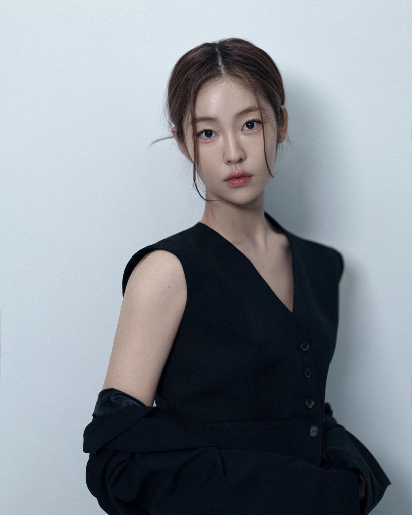 ส่องประวัติ - ผลงาน ของ ซงจีอู (Song Ji Woo)